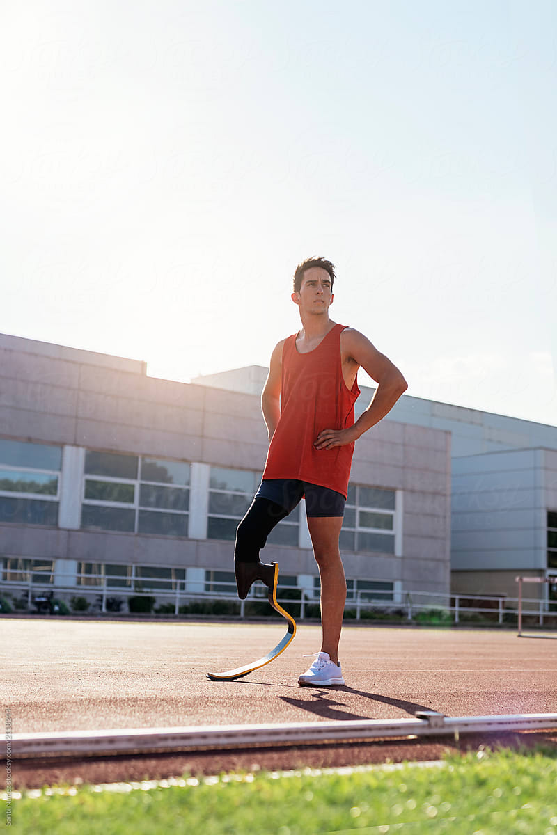 Portrait of disabled man athlete with leg prosthesis - Stock Image ...