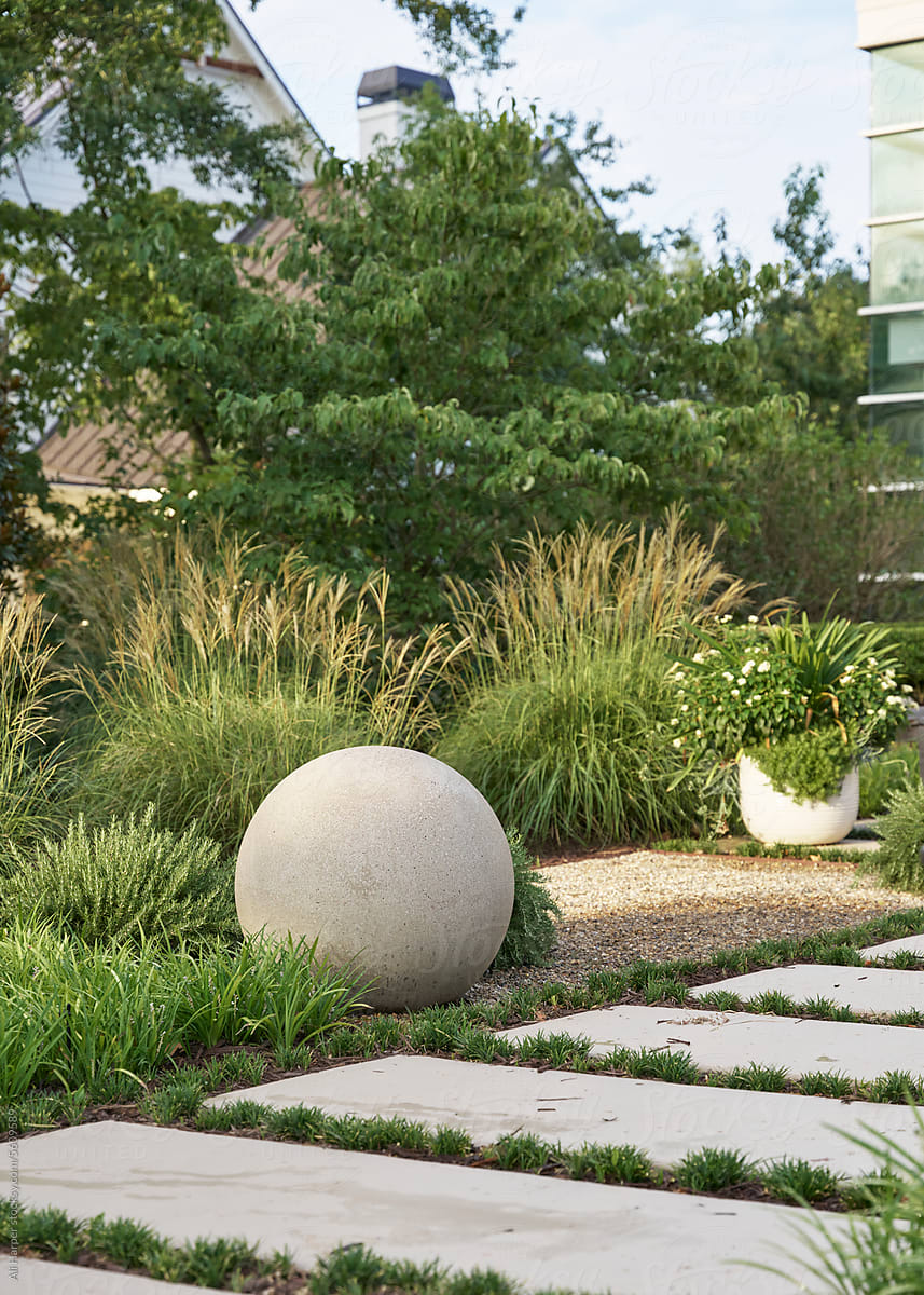 Natural Front Yard Landscaping Low Maintenance Front Yard Landscaping
