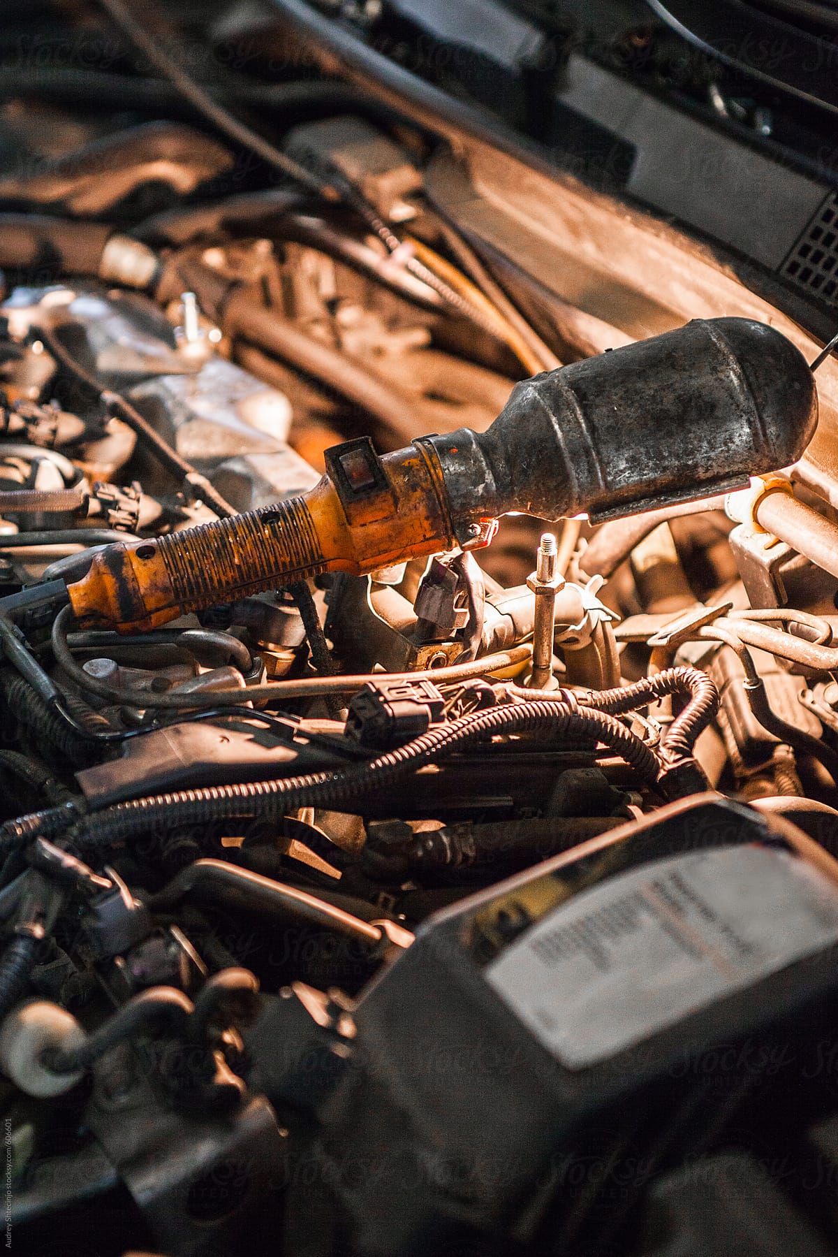 "Lamp Under The Car Hood Illuminates The Car Engine On Car Repair ...