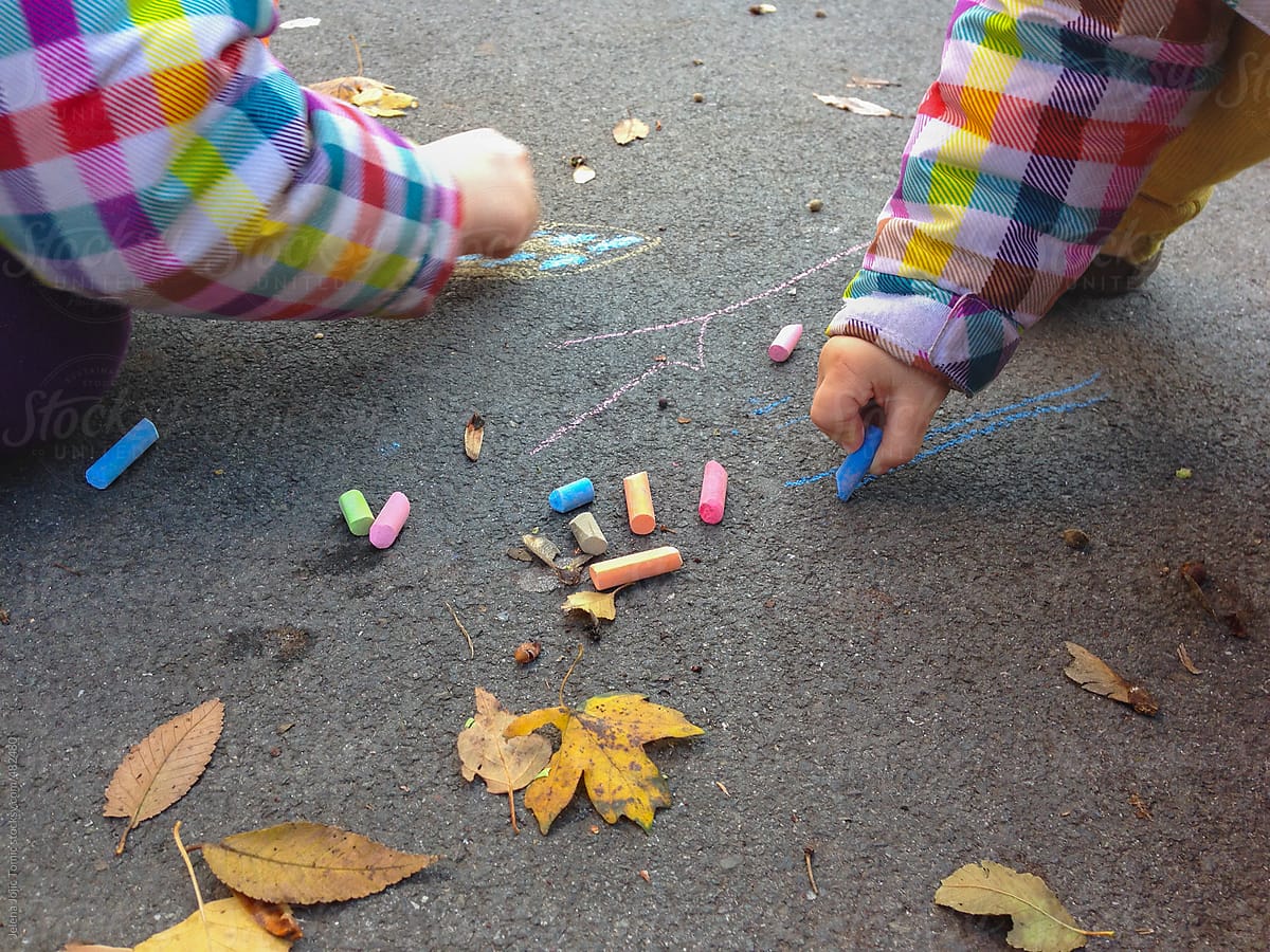 Blue Craft Chalk Markers 12 Colored Chalks Set - For Pavement ...